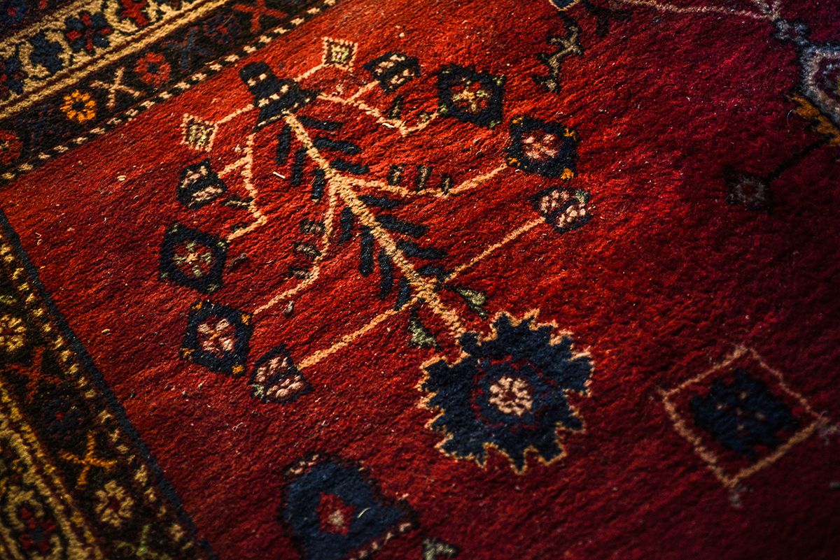 #06 Alfombra persa - A través de Mi Espejo